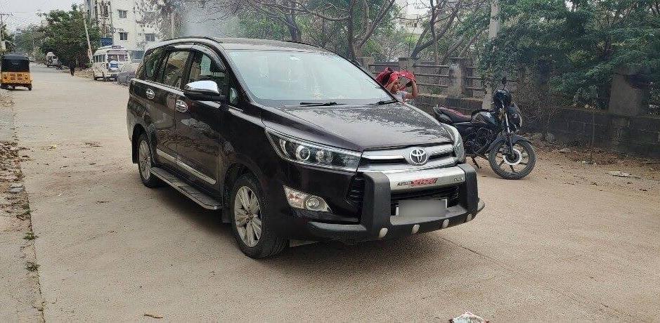 Used Toyota Innova Crysta in Hyderabad - 13 Second Hand Toyota Innova ...