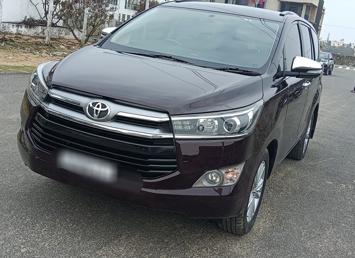 Used Toyota Innova Crysta in Chennai - 13 Second Hand Toyota Innova ...